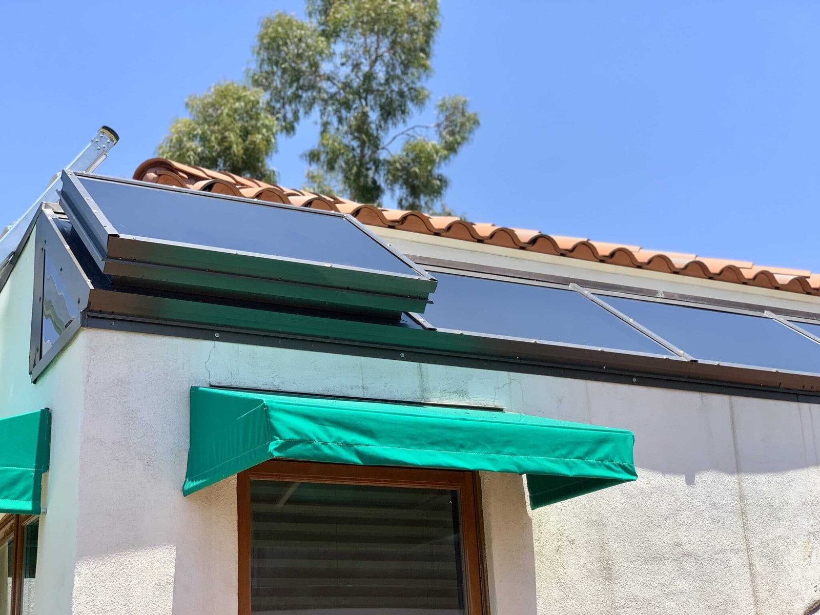 Skylight Buying Guide for Los Angeles Homeowners | Hollywood Skylights